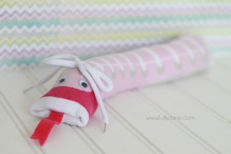 kid craft sock snakes