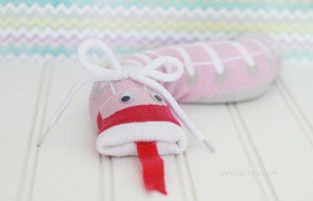 kid craft sock snakes