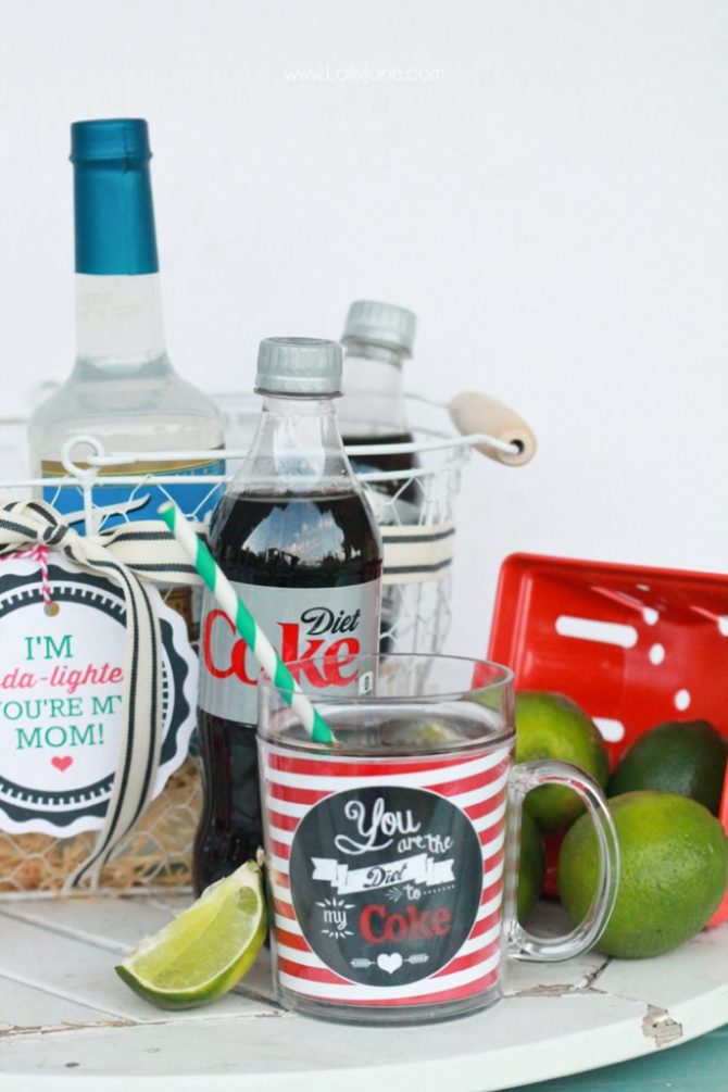 Mothers Day "Soda-lighted" basket with free printable tag!