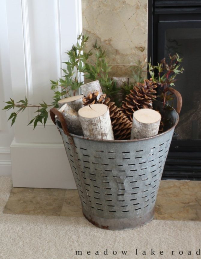 9 different ways to to decorate for fall using olive buckets! - Lolly Jane