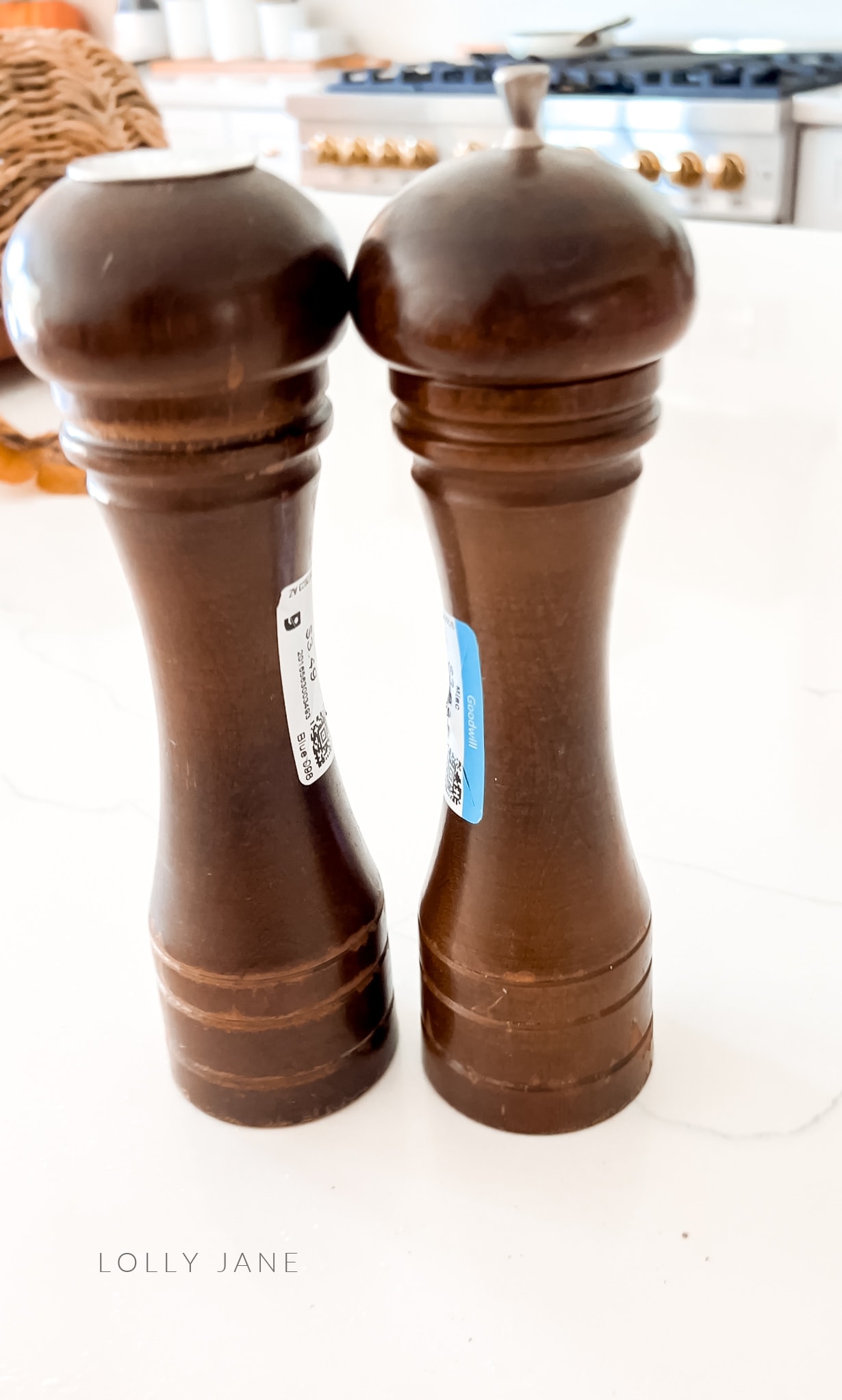 How to Use Rub n Buff on Wood - Lolly Jane